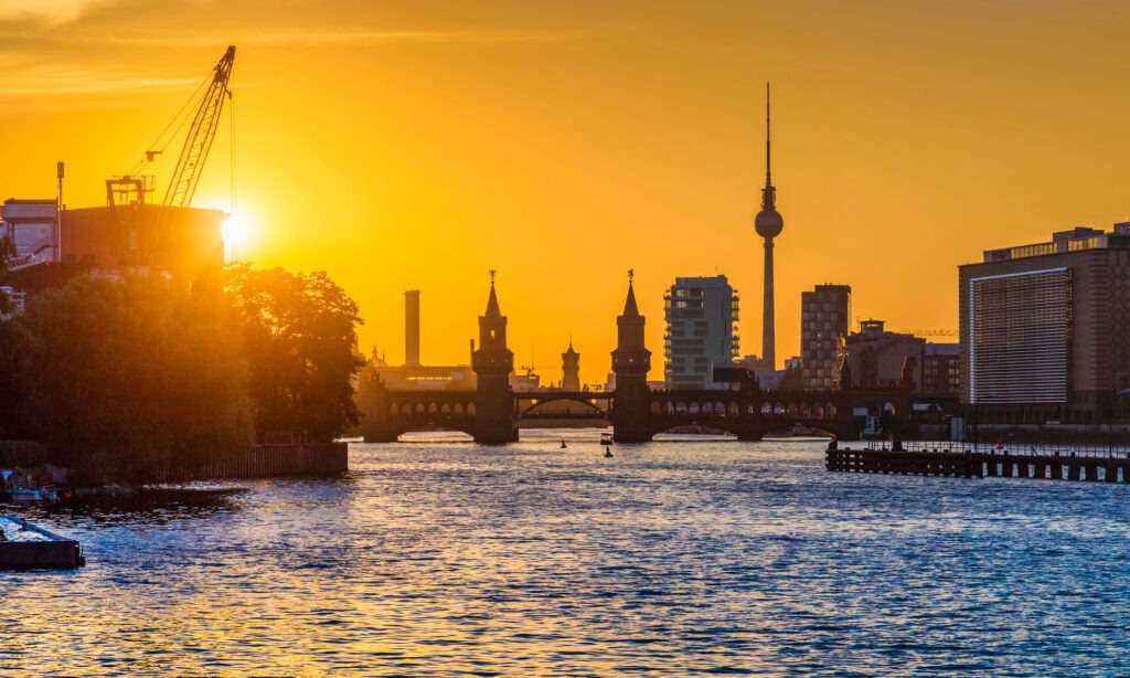 L'Allemagne de 2025 : Un pays stable en profonde mutation - Journal des ...