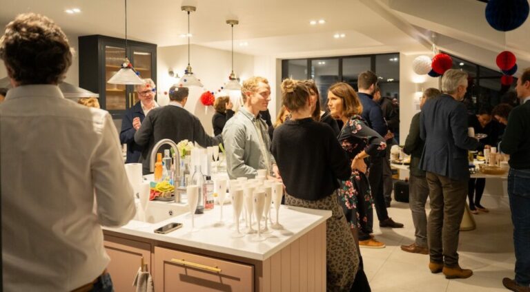 Frenchy Frenchy, un club au service des francophones de Londres ...